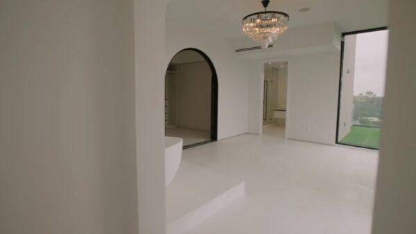 Increase the Value of Your Home With Venetian Plaster - Meoded Paint ...