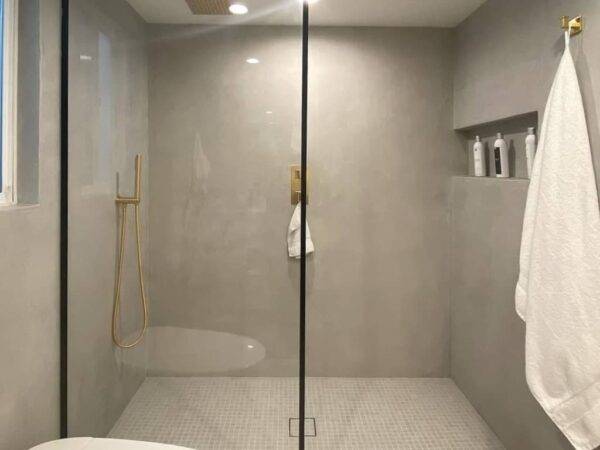 How to Apply Venetian Plaster to Shower Walls | Meoded